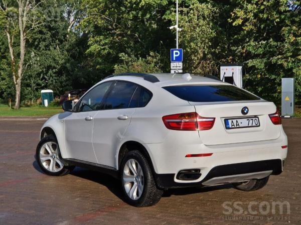 Balts BMW X6 2012 Tukums, ar dzinēja tilpumu 3.00 L un nobraukumu 347 tūkst. km par 14500 €, foto 4 vietnē AUTOMOTO.COM.LV