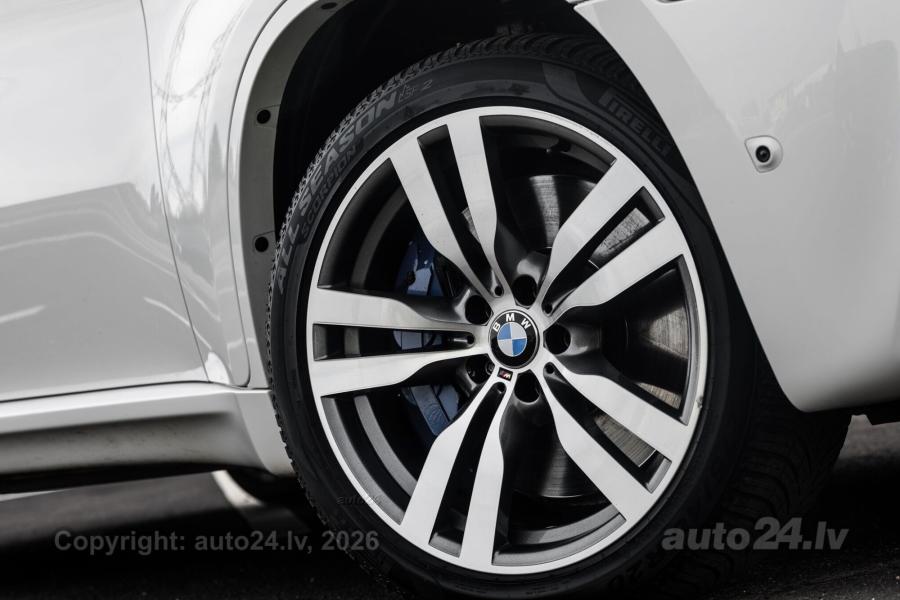 Balts BMW X6 2012 Tallina, ar dzinēja tilpumu 4.40 L un nobraukumu 240 tūkst. km par 20900 €, foto 8 vietnē AUTOMOTO.COM.LV