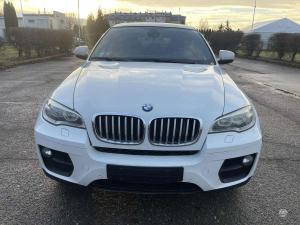 White BMW X6 2013 in Panevezys, with an engine capacity of 2.99 L and mileage of 271 thousand km for 12800 €, photo 2 on AUTOMOTO.COM.LV