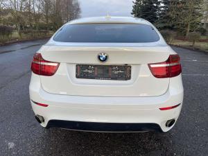 White BMW X6 2013 in Panevezys, with an engine capacity of 2.99 L and mileage of 271 thousand km for 12800 €, photo 6 on AUTOMOTO.COM.LV