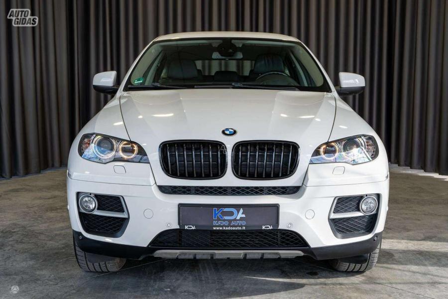 White BMW X6 2013 in Marijampole, with an engine capacity of 3.00 L and mileage of 155 thousand km for 16550 €, photo 3 on AUTOMOTO.COM.LV