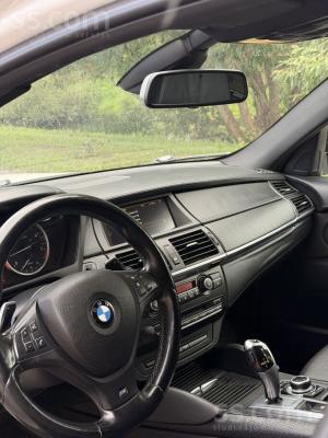 White BMW X6 2013 in Rezekne, with an engine capacity of 3.00 L and mileage of 259 thousand km for 15000 €, photo 8 on AUTOMOTO.COM.LV