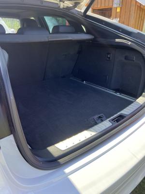 White BMW X6 2013 in Turi, with an engine capacity of 0.00 L and mileage of 300 thousand km for 14500 €, photo 31 on AUTOMOTO.COM.LV