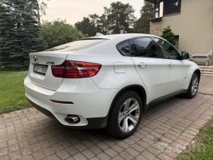 White BMW X6 2014 in Riga, with an engine capacity of 3.00 L and mileage of 181 thousand km for 16500 €, photo 3 on AUTOMOTO.COM.LV