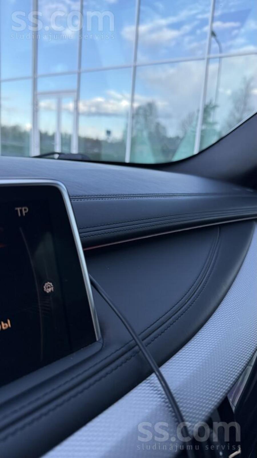 Balts BMW X6 2014 Rēzekne, ar dzinēja tilpumu 3.00 L un nobraukumu 282 tūkst. km par 20490 €, foto 18 vietnē AUTOMOTO.COM.LV
