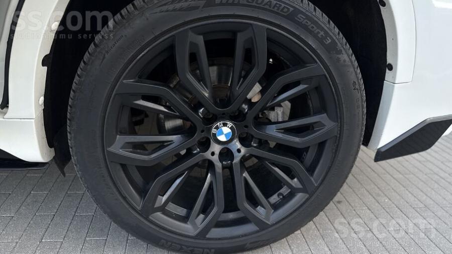 Balts BMW X6 2014 Rēzekne, ar dzinēja tilpumu 3.00 L un nobraukumu 282 tūkst. km par 20490 €, foto 26 vietnē AUTOMOTO.COM.LV