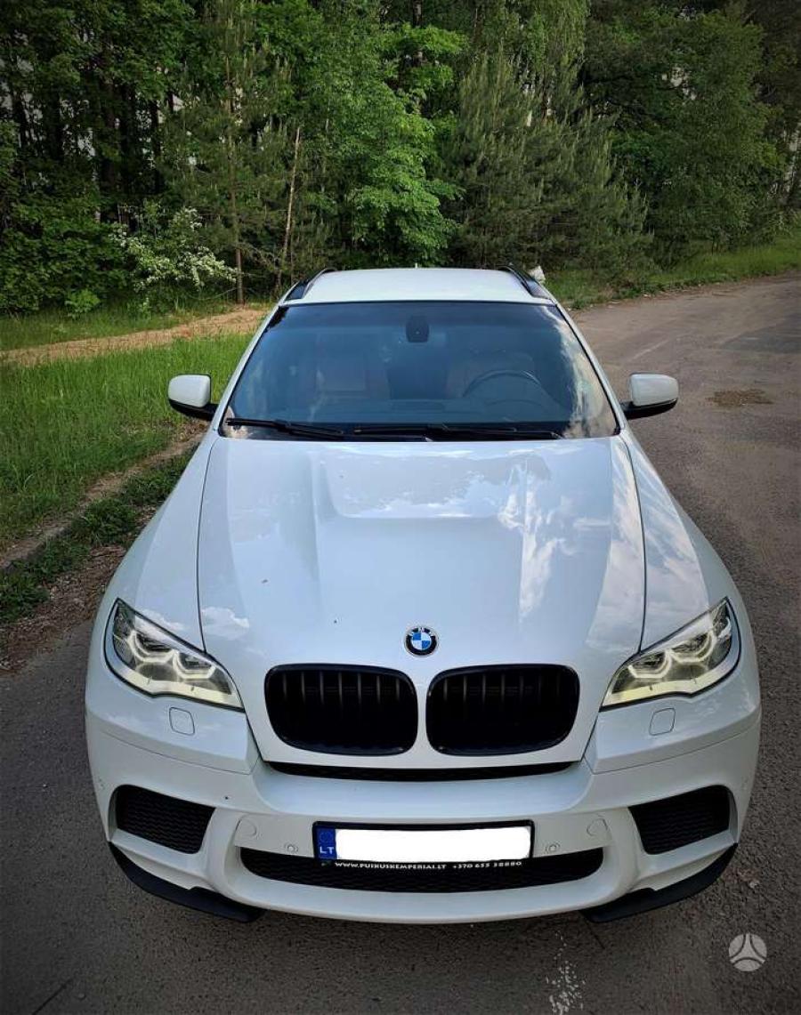 White BMW X6 2014 in Vilnius, with an engine capacity of 2.99 L and mileage of 289 thousand km for 15900 €, photo 9 on AUTOMOTO.COM.LV