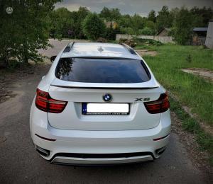 White BMW X6 2014 in Vilnius, with an engine capacity of 2.99 L and mileage of 289 thousand km for 15900 €, photo 10 on AUTOMOTO.COM.LV