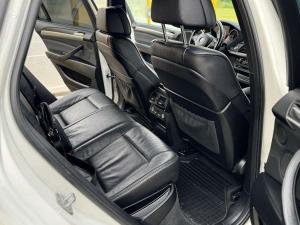White BMW X6 2014 in Silute, with an engine capacity of 3.00 L and mileage of 278 thousand km for 14500 €, photo 13 on AUTOMOTO.COM.LV