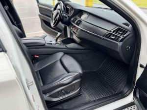 White BMW X6 2014 in Silute, with an engine capacity of 3.00 L and mileage of 278 thousand km for 14500 €, photo 14 on AUTOMOTO.COM.LV