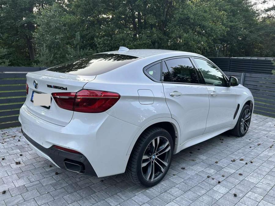 Balts BMW X6 2014 Klaipėda, ar dzinēja tilpumu 2.99 L un nobraukumu 258 tūkst. km par 18000 €, foto 4 vietnē AUTOMOTO.COM.LV