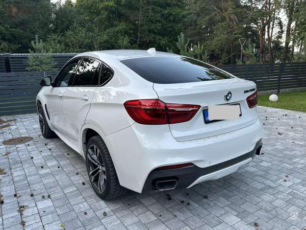 Balts BMW X6 2014 Klaipėda, ar dzinēja tilpumu 2.99 L un nobraukumu 258 tūkst. km par 18000 €, foto 4 vietnē AUTOMOTO.COM.LV