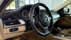 Balts BMW X6 2014 Rīga, ar dzinēja tilpumu 3.00 L un nobraukumu 231 tūkst. km par 1290000 €, foto 19 vietnē AUTOMOTO.COM.LV
