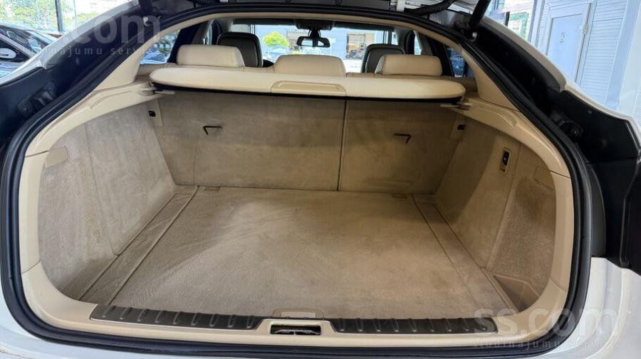 White BMW X6 2014 in Riga, with an engine capacity of 3.00 L and mileage of 231 thousand km for 12900 €, photo 15 on AUTOMOTO.COM.LV