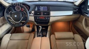 White BMW X6 2014 in Riga, with an engine capacity of 3.00 L and mileage of 231 thousand km for 12900 €, photo 19 on AUTOMOTO.COM.LV