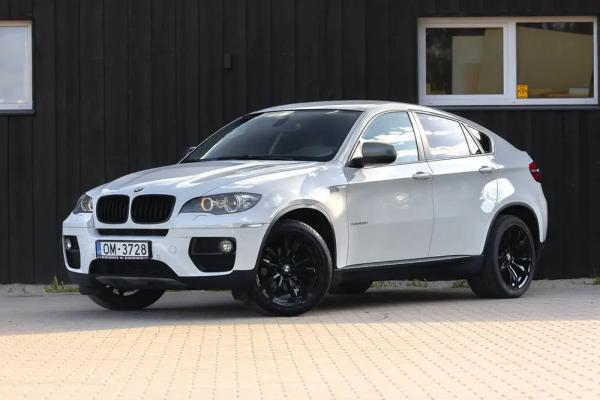 White BMW X6 2014 in Jelgava, with an engine capacity of 3.00 L and mileage of 96 thousand km for 22000 €, photo 1 on AUTOMOTO.COM.LV