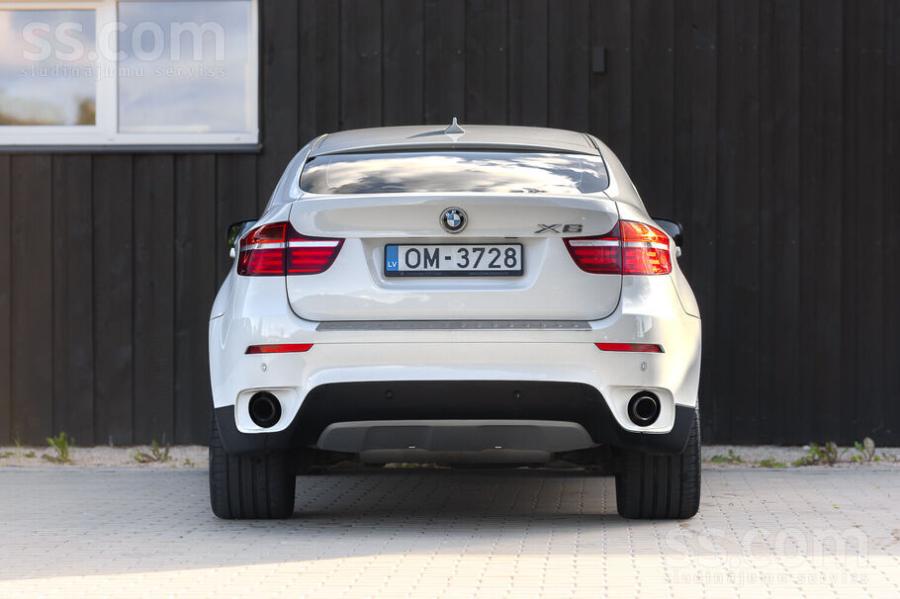 Balts BMW X6 2014 Jelgava, ar dzinēja tilpumu 3.00 L un nobraukumu 96 tūkst. km par 22000 €, foto 7 vietnē AUTOMOTO.COM.LV