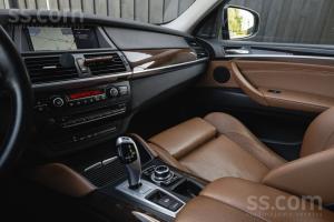 Balts BMW X6 2014 Jelgava, ar dzinēja tilpumu 3.00 L un nobraukumu 96 tūkst. km par 22000 €, foto 9 vietnē AUTOMOTO.COM.LV