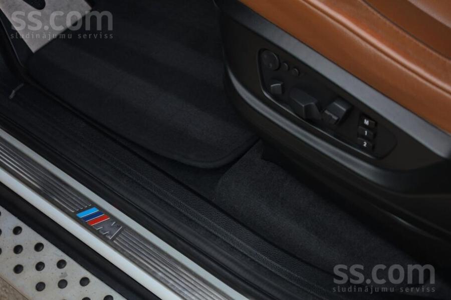 Balts BMW X6 2014 Rīga, ar dzinēja tilpumu 3.00 L un nobraukumu 131 tūkst. km par 14995 €, foto 32 vietnē AUTOMOTO.COM.LV