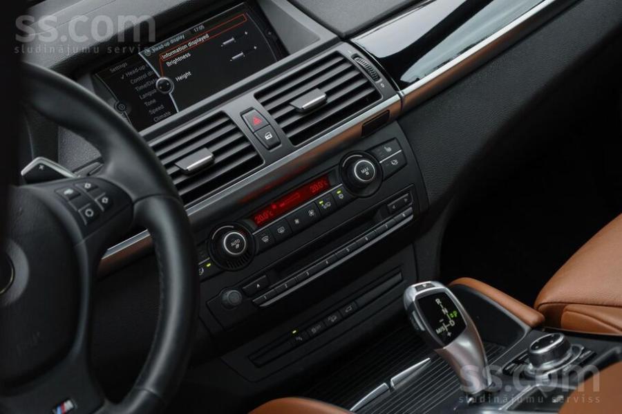 Balts BMW X6 2014 Rīga, ar dzinēja tilpumu 3.00 L un nobraukumu 131 tūkst. km par 14995 €, foto 37 vietnē AUTOMOTO.COM.LV