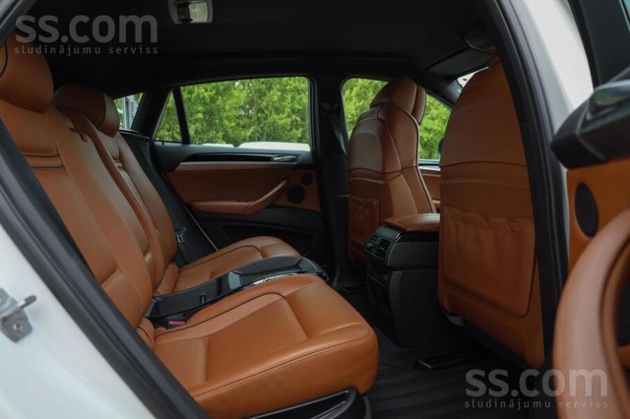 Balts BMW X6 2014 Rīga, ar dzinēja tilpumu 3.00 L un nobraukumu 131 tūkst. km par 14995 €, foto 42 vietnē AUTOMOTO.COM.LV