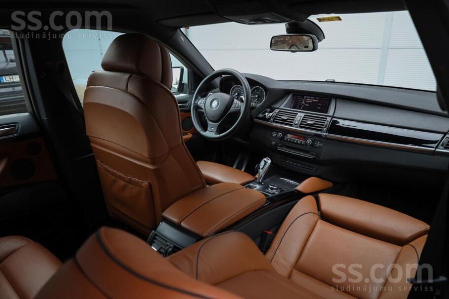 Balts BMW X6 2014 Rīga, ar dzinēja tilpumu 3.00 L un nobraukumu 131 tūkst. km par 14995 €, foto 48 vietnē AUTOMOTO.COM.LV