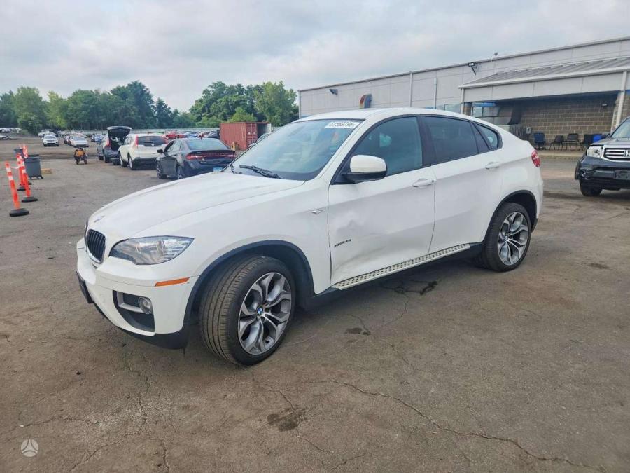 Balts BMW X6 2014 Viļņa, ar dzinēja tilpumu 2.98 L un nobraukumu 174 tūkst. km par 9800 €, foto 1 vietnē AUTOMOTO.COM.LV