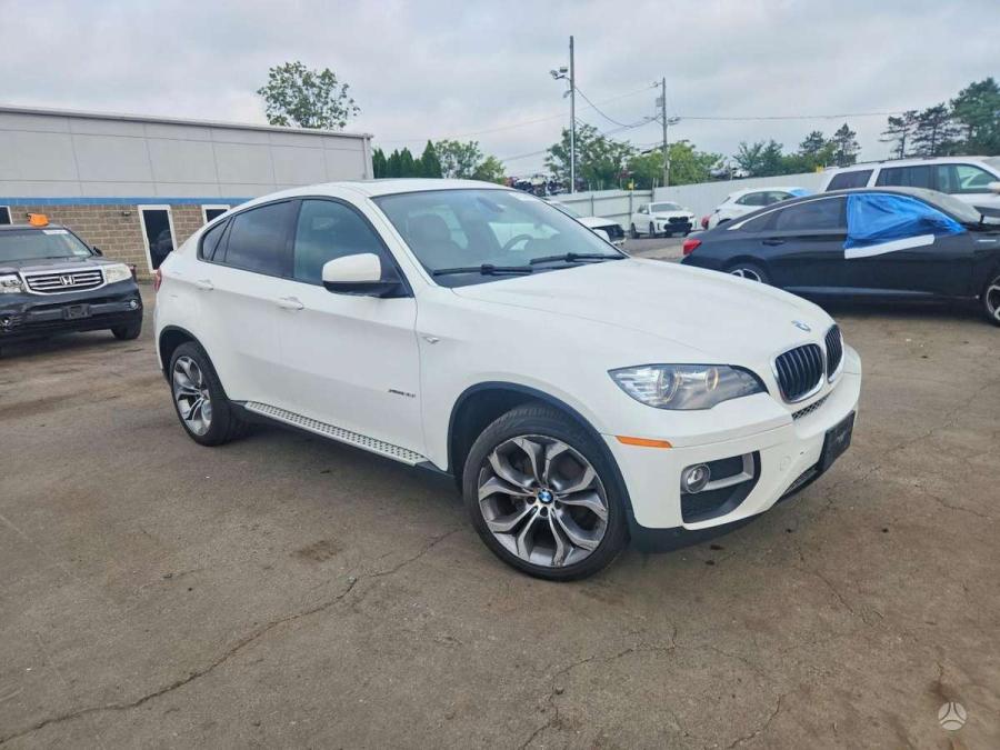 Balts BMW X6 2014 Viļņa, ar dzinēja tilpumu 2.98 L un nobraukumu 174 tūkst. km par 9800 €, foto 5 vietnē AUTOMOTO.COM.LV
