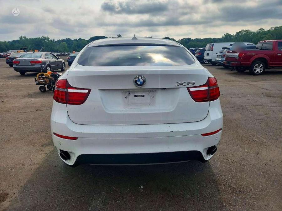 Balts BMW X6 2014 Viļņa, ar dzinēja tilpumu 2.98 L un nobraukumu 174 tūkst. km par 9800 €, foto 7 vietnē AUTOMOTO.COM.LV