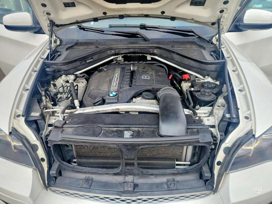 Balts BMW X6 2014 Viļņa, ar dzinēja tilpumu 2.98 L un nobraukumu 174 tūkst. km par 9800 €, foto 12 vietnē AUTOMOTO.COM.LV