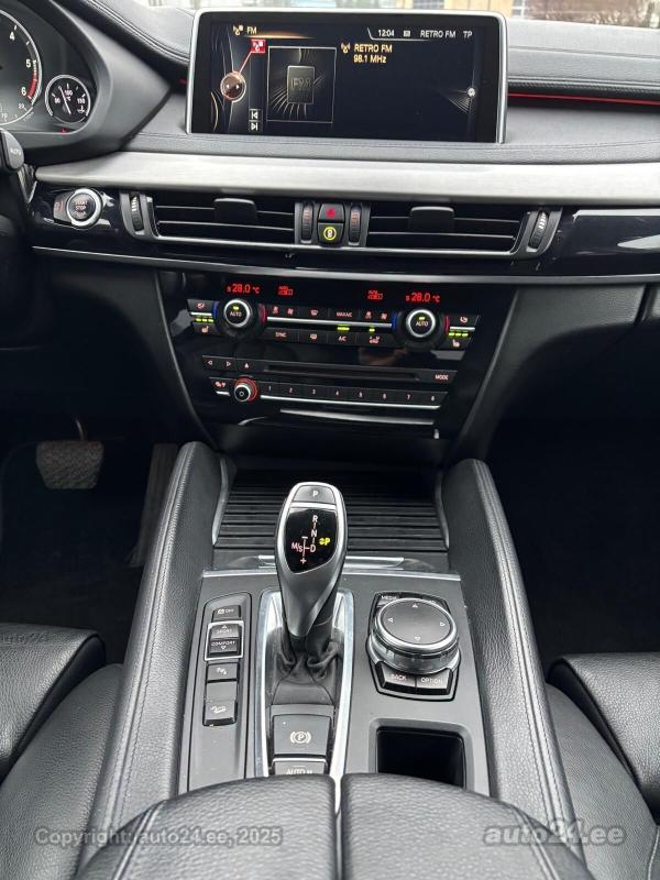 Balts BMW X6 2015 Paide, ar dzinēja tilpumu 3.00 L un nobraukumu 175 tūkst. km par 23990 €, foto 11 vietnē AUTOMOTO.COM.LV