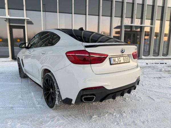 Balts BMW X6 2015 Viļņa, ar dzinēja tilpumu 3.00 L un nobraukumu 258 tūkst. km par 24000 €, foto 3 vietnē AUTOMOTO.COM.LV