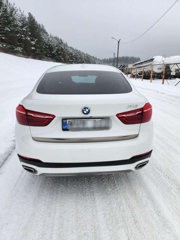 Balts BMW X6 2015 Viļņa, ar dzinēja tilpumu 2.99 L un nobraukumu 245 tūkst. km par 22499 €, foto 6 vietnē AUTOMOTO.COM.LV