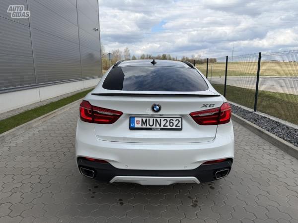 Balts BMW X6 2015 Kauņa, ar dzinēja tilpumu 3.00 L un nobraukumu 303 tūkst. km par 19000 €, foto 7 vietnē AUTOMOTO.COM.LV