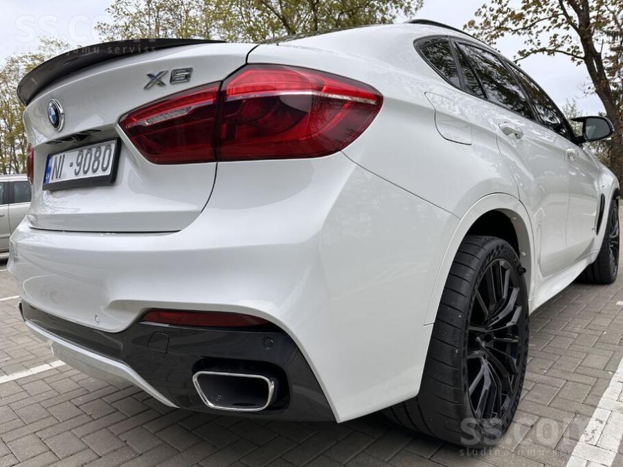 Balts BMW X6 2015 Ludza, ar dzinēja tilpumu 3.00 L un nobraukumu 0 tūkst. km par 25000 €, foto 1 vietnē AUTOMOTO.COM.LV