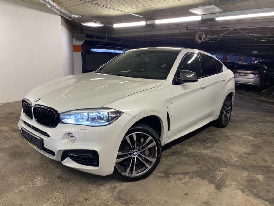 White BMW X6 2015 in Riga, with an engine capacity of 3.00 L and mileage of 199 thousand km for 29950 €, photo 1 on AUTOMOTO.COM.LV