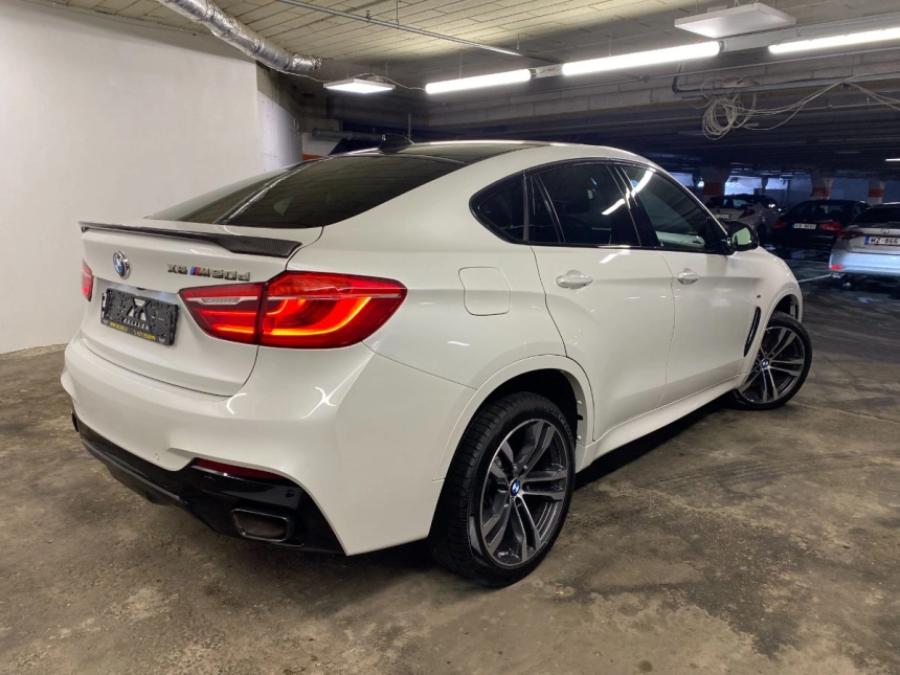 White BMW X6 2015 in Riga, with an engine capacity of 3.00 L and mileage of 199 thousand km for 29950 €, photo 5 on AUTOMOTO.COM.LV