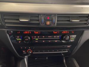 White BMW X6 2015 in Riga, with an engine capacity of 3.00 L and mileage of 199 thousand km for 29950 €, photo 15 on AUTOMOTO.COM.LV