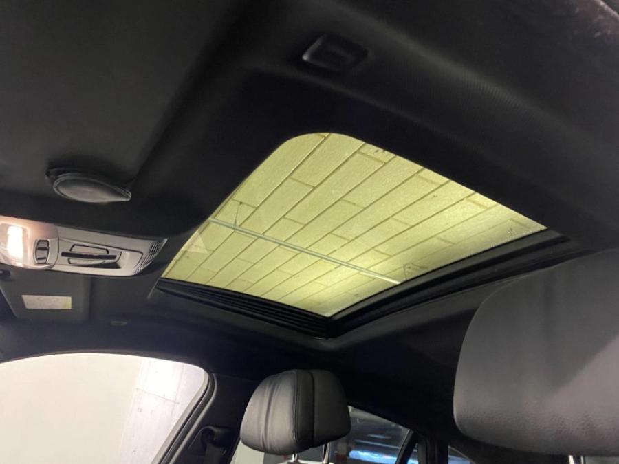 White BMW X6 2015 in Riga, with an engine capacity of 3.00 L and mileage of 199 thousand km for 29950 €, photo 26 on AUTOMOTO.COM.LV