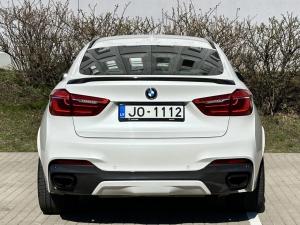 White BMW X6 2015 in Riga, with an engine capacity of 3.00 L and mileage of 185 thousand km for 24900 €, photo 7 on AUTOMOTO.COM.LV
