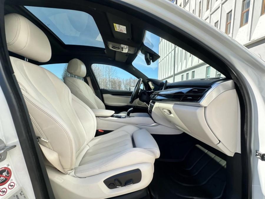 White BMW X6 2015 in Riga, with an engine capacity of 3.00 L and mileage of 185 thousand km for 24900 €, photo 13 on AUTOMOTO.COM.LV