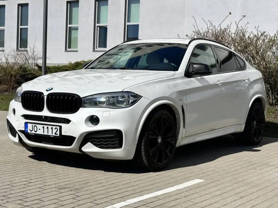 White BMW X6 2015 in Riga, with an engine capacity of 3.00 L and mileage of 185 thousand km for 21900 €, photo 1 on AUTOMOTO.COM.LV