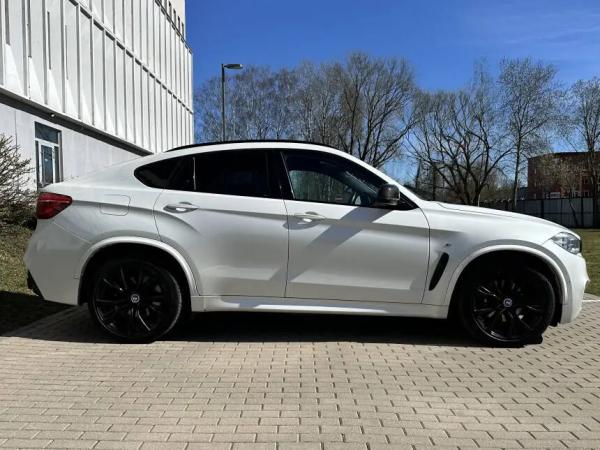 White BMW X6 2015 in Riga, with an engine capacity of 3.00 L and mileage of 185 thousand km for 21900 €, photo 5 on AUTOMOTO.COM.LV