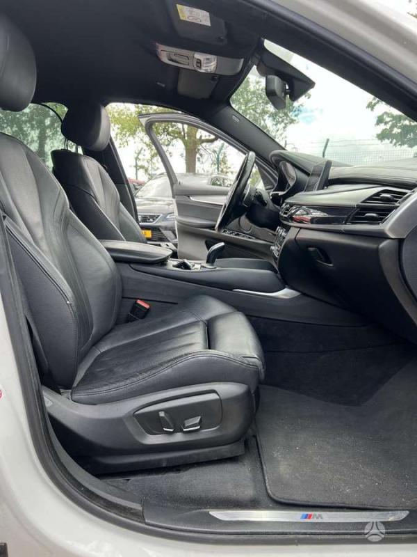 Balts BMW X6 2015 Klaipėda, ar dzinēja tilpumu 2.99 L un nobraukumu 230 tūkst. km par 19999 €, foto 10 vietnē AUTOMOTO.COM.LV