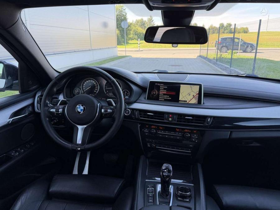 White BMW X6 2015 in Kaunas, with an engine capacity of 3.00 L and mileage of 260 thousand km for 19300 €, photo 22 on AUTOMOTO.COM.LV