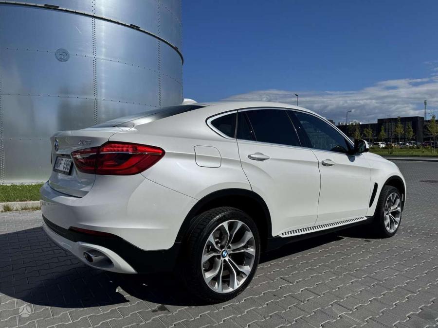 Balts BMW X6 2015 Viļņa, ar dzinēja tilpumu 2.99 L un nobraukumu 155 tūkst. km par 24900 €, foto 4 vietnē AUTOMOTO.COM.LV