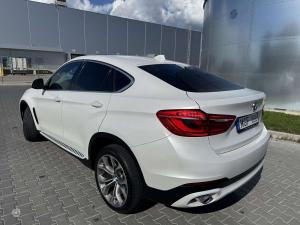 Balts BMW X6 2015 Viļņa, ar dzinēja tilpumu 2.99 L un nobraukumu 155 tūkst. km par 24900 €, foto 6 vietnē AUTOMOTO.COM.LV