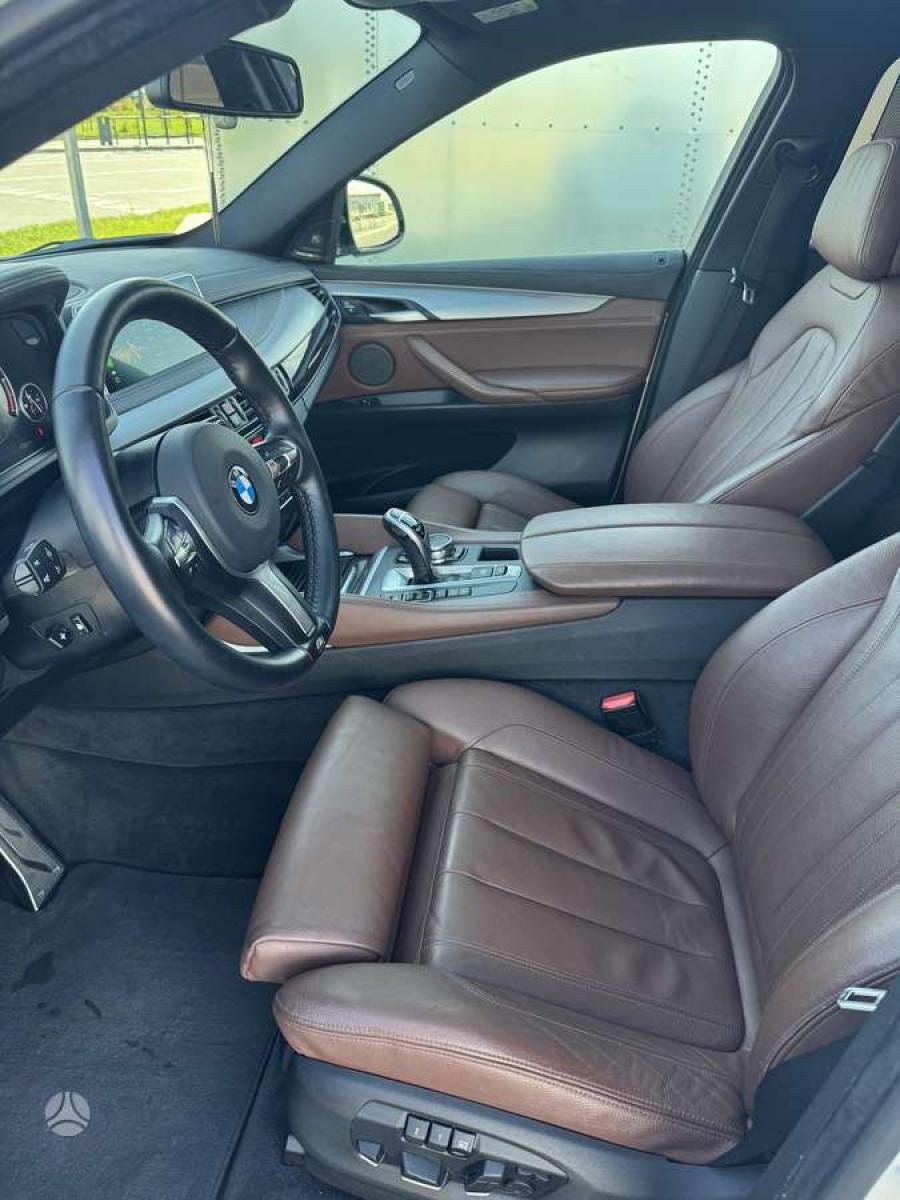 Balts BMW X6 2015 Viļņa, ar dzinēja tilpumu 2.99 L un nobraukumu 155 tūkst. km par 24900 €, foto 12 vietnē AUTOMOTO.COM.LV