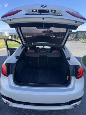 Balts BMW X6 2015 Viļņa, ar dzinēja tilpumu 2.99 L un nobraukumu 155 tūkst. km par 24900 €, foto 22 vietnē AUTOMOTO.COM.LV