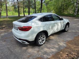 White BMW X6 2015 in Telschi, with an engine capacity of 2.99 L and mileage of 368 thousand km for 18500 €, photo 6 on AUTOMOTO.COM.LV
